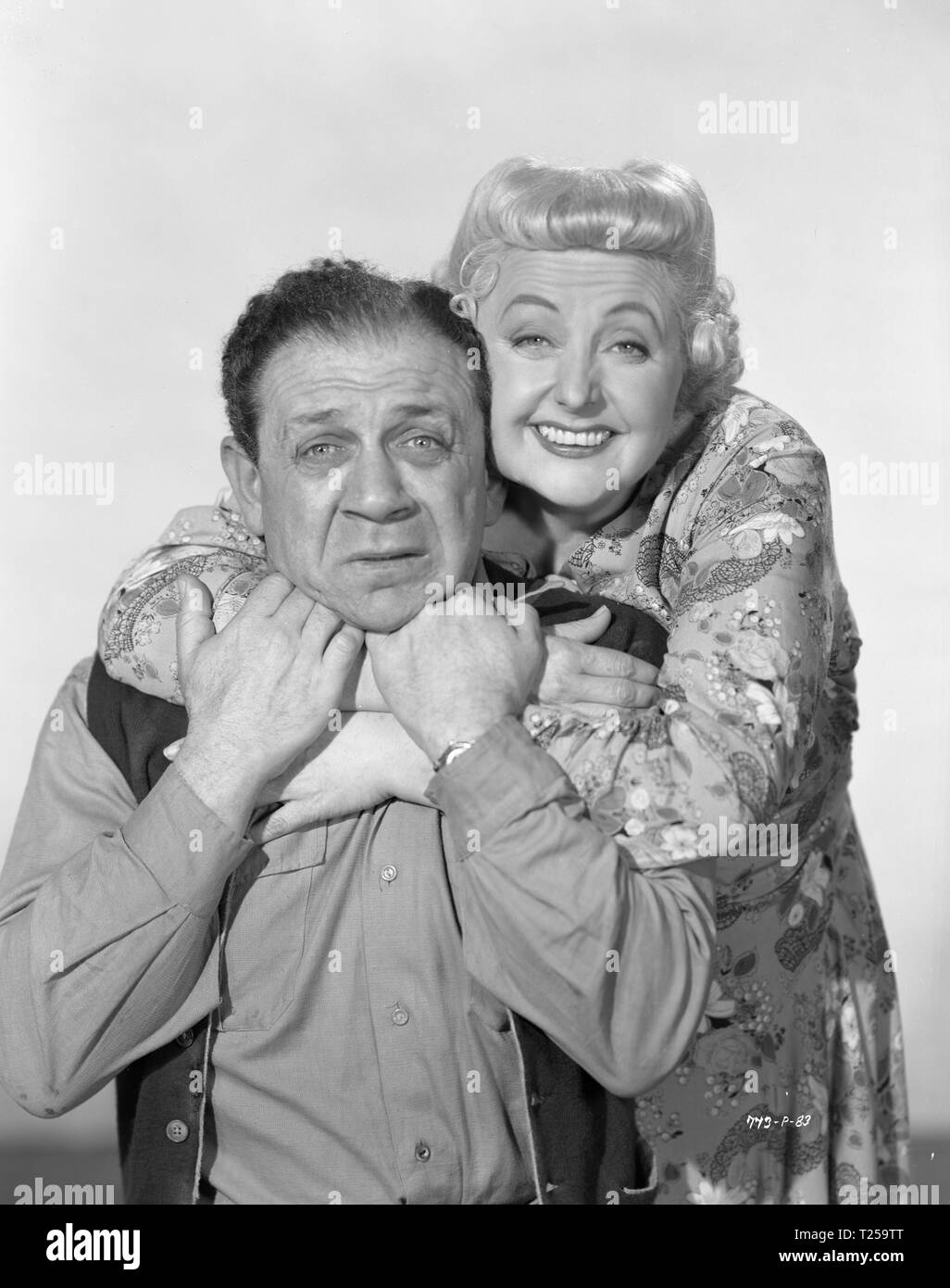 The Shiralee (1957) Sidney James, Tessie O'Shea, Date: 1957 Stock Photo ...