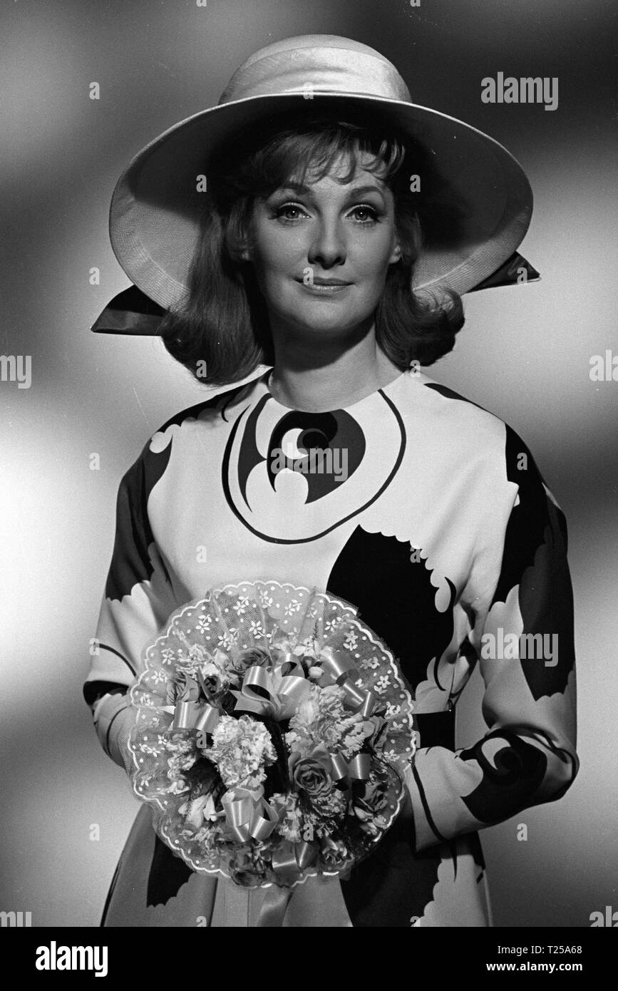 70s barbara hi-res stock photography and images - Alamy