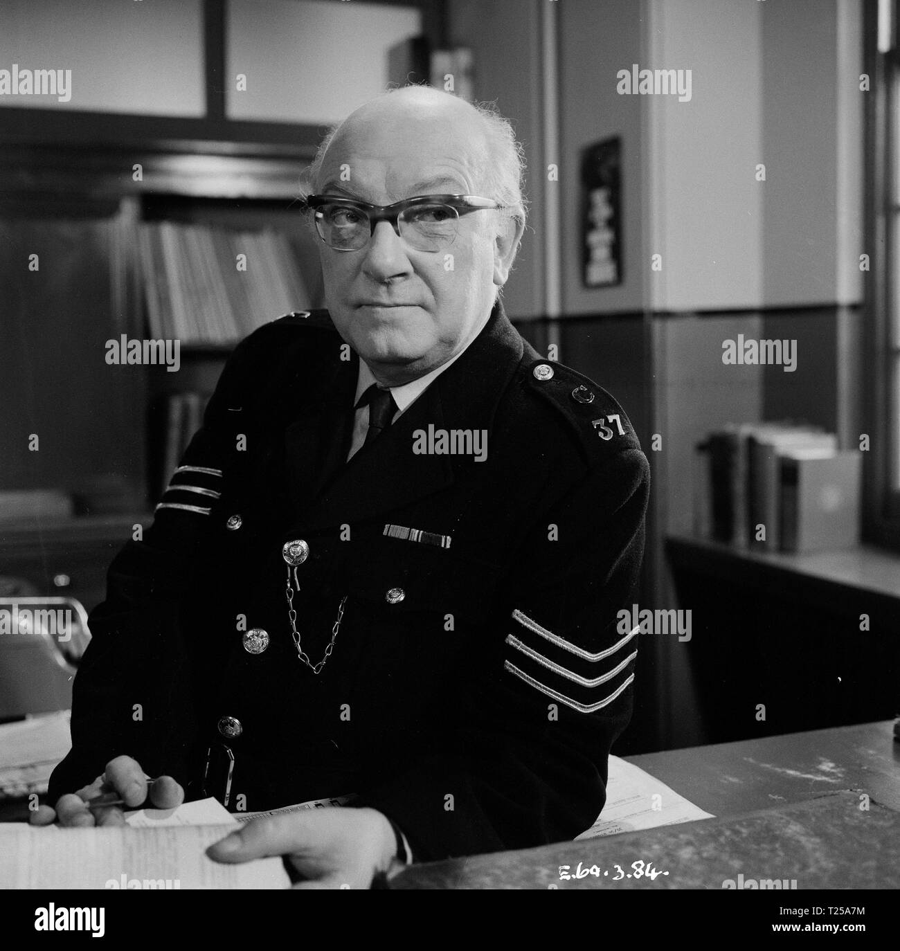 Arthur lowe 1970s hi-res stock photography and images - Alamy Arthur lowe 1970s hi-res stock photography and images - Alamy