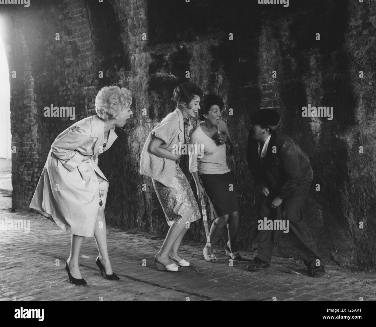 Sparrows Can't Sing (1962) Fanny Carby, Date: 1962 Stock Photo - Alamy