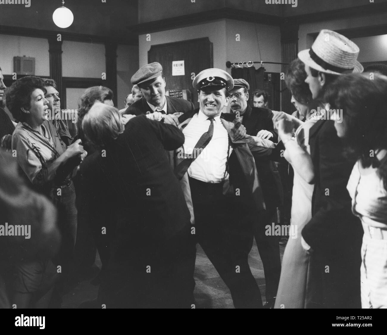 George sewell george sewell hi-res stock photography and images - Alamy