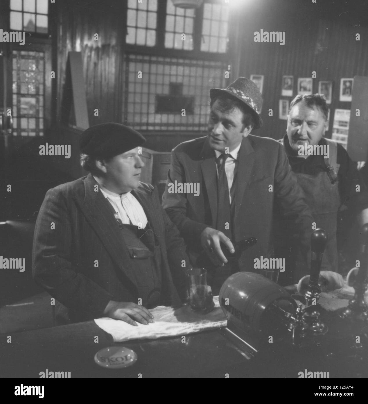 Arthur mullard Black and White Stock Photos & Images - Alamy