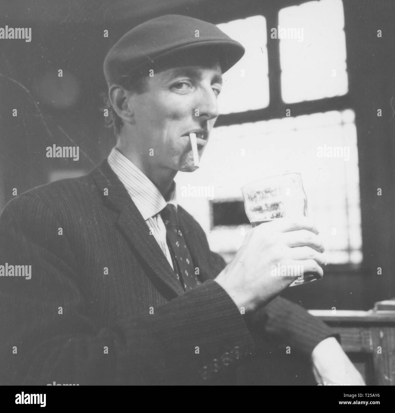 Sparrows Can't Sing (1962) Bob Grant, Date: 1962 Stock Photo - Alamy