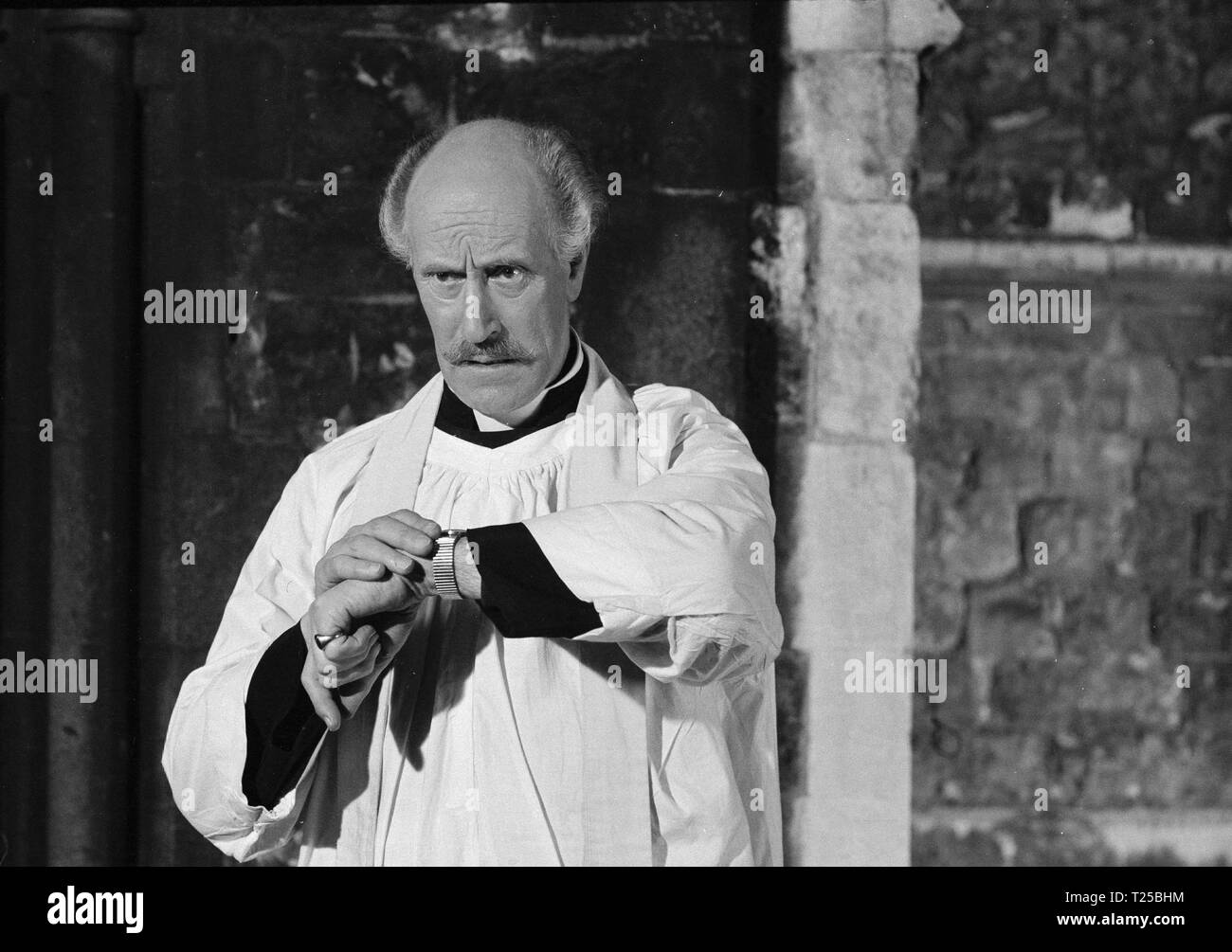 Arthur howard hi-res stock photography and images - Alamy