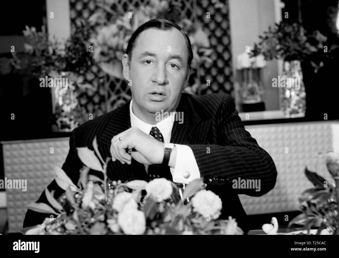 Time for Loving (1972) Philippe Noiret, Date: 1969 Stock Photo - Alamy