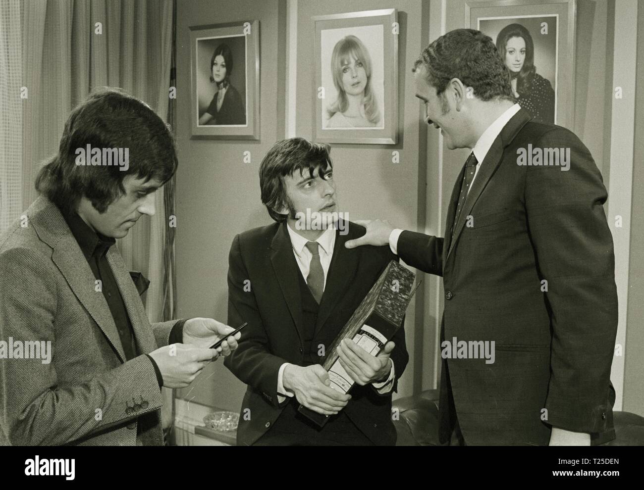 Villain (1971) Ian McShane, Tony Selby, Date: 1971 Stock Photo - Alamy
