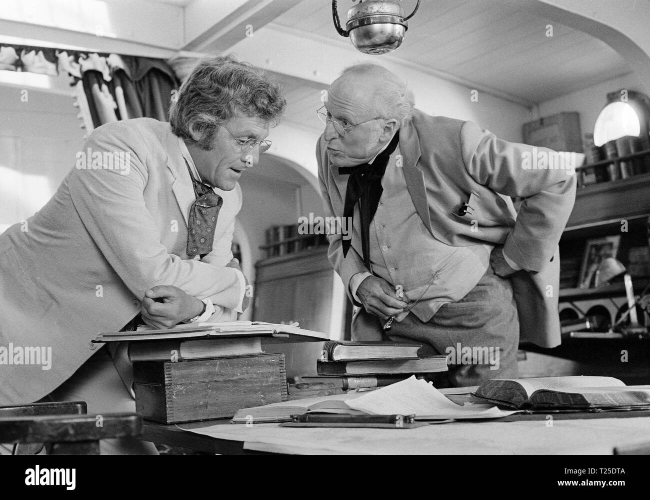 Donald bisset hi-res stock photography and images - Alamy