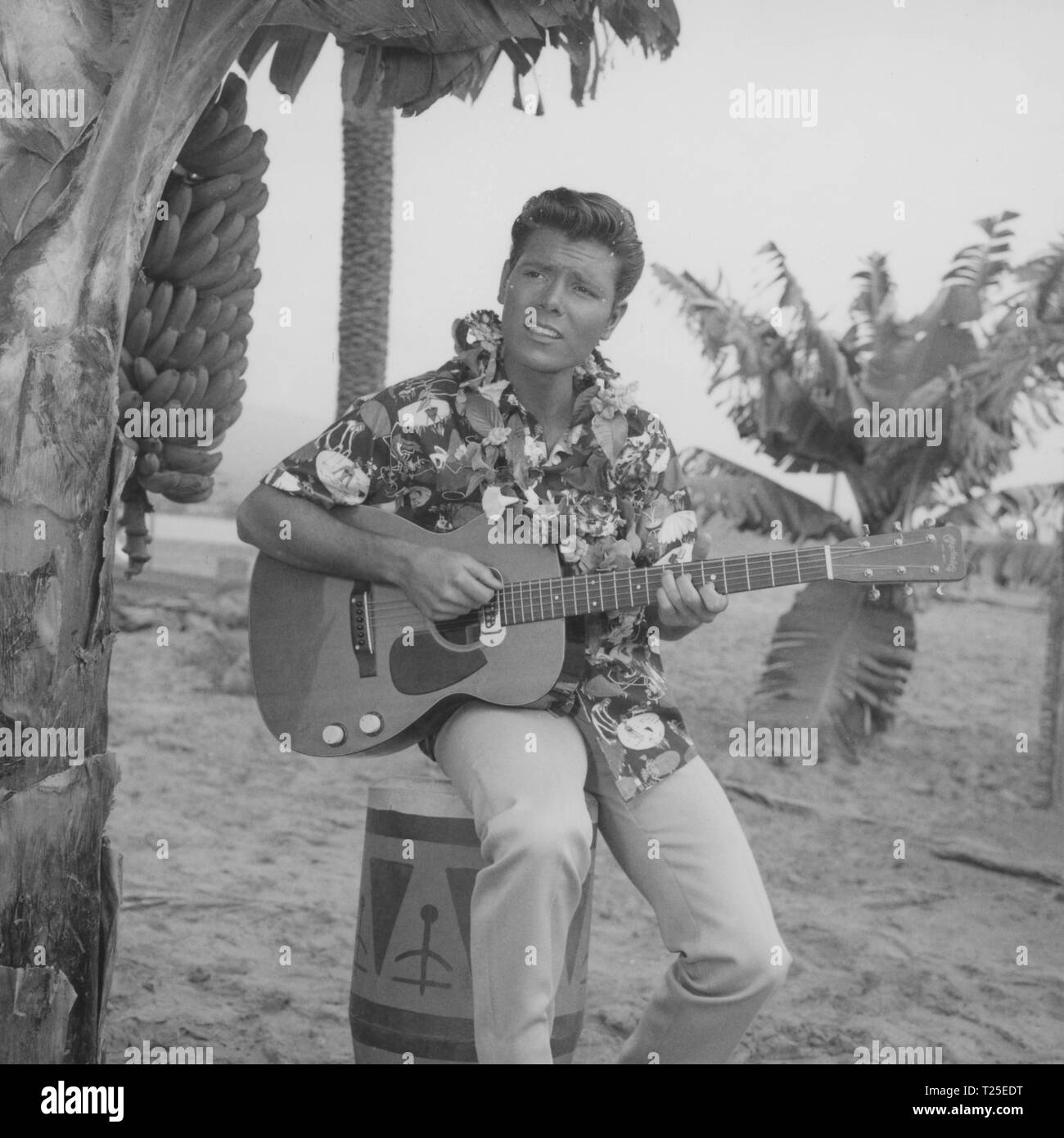 Wonderful Life (1964) Cliff Richard, Date: 1964 Stock Photo - Alamy