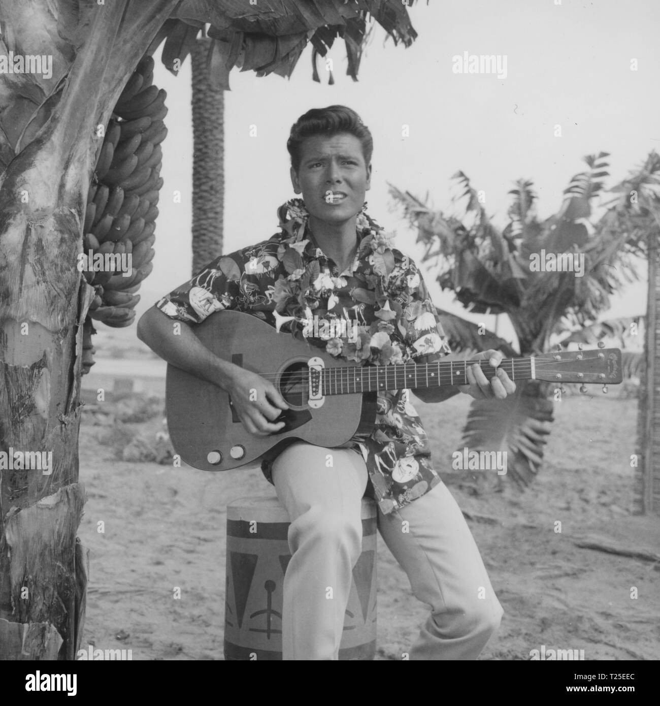 Wonderful Life (1964) Cliff Richard, Date: 1964 Stock Photo - Alamy