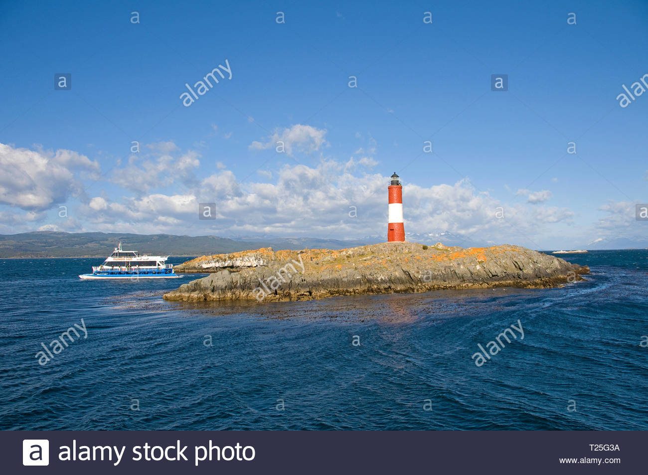 Lighthouse Faro Les Eclaireurs Beagle Channel Stock Photos & Lighthouse ...