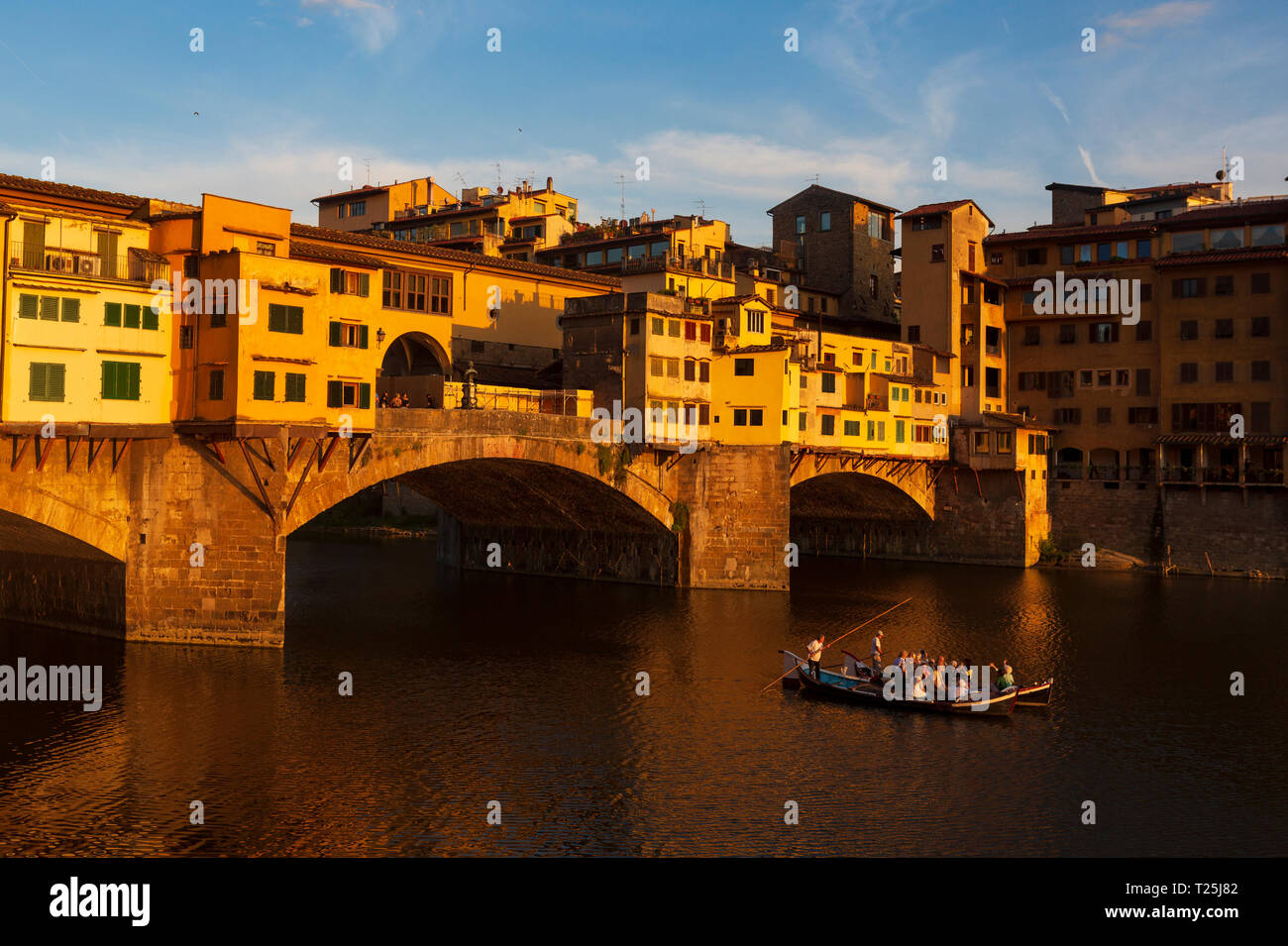 The Ponte Vecchio, a medieval stone closed-spandrel segmental arch ...