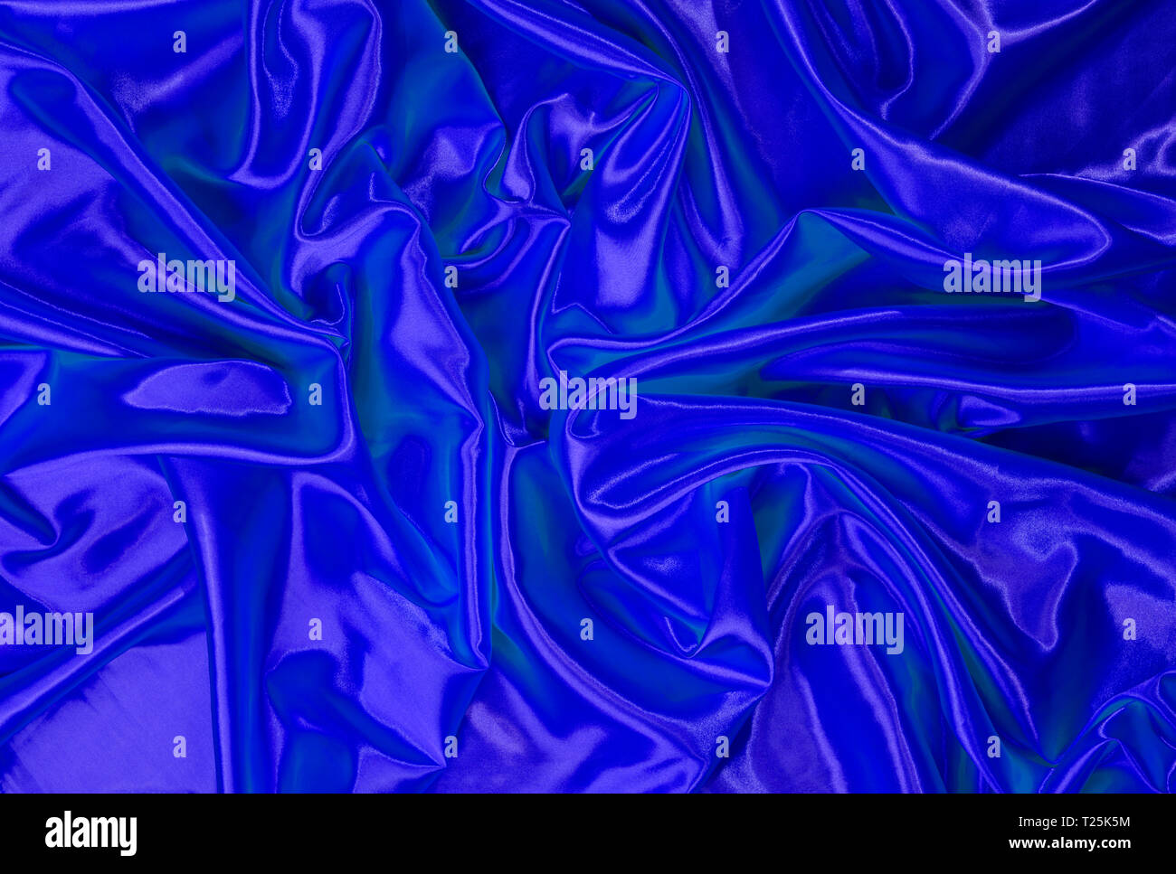 Scrunched cloth hi-res stock photography and images - Alamy