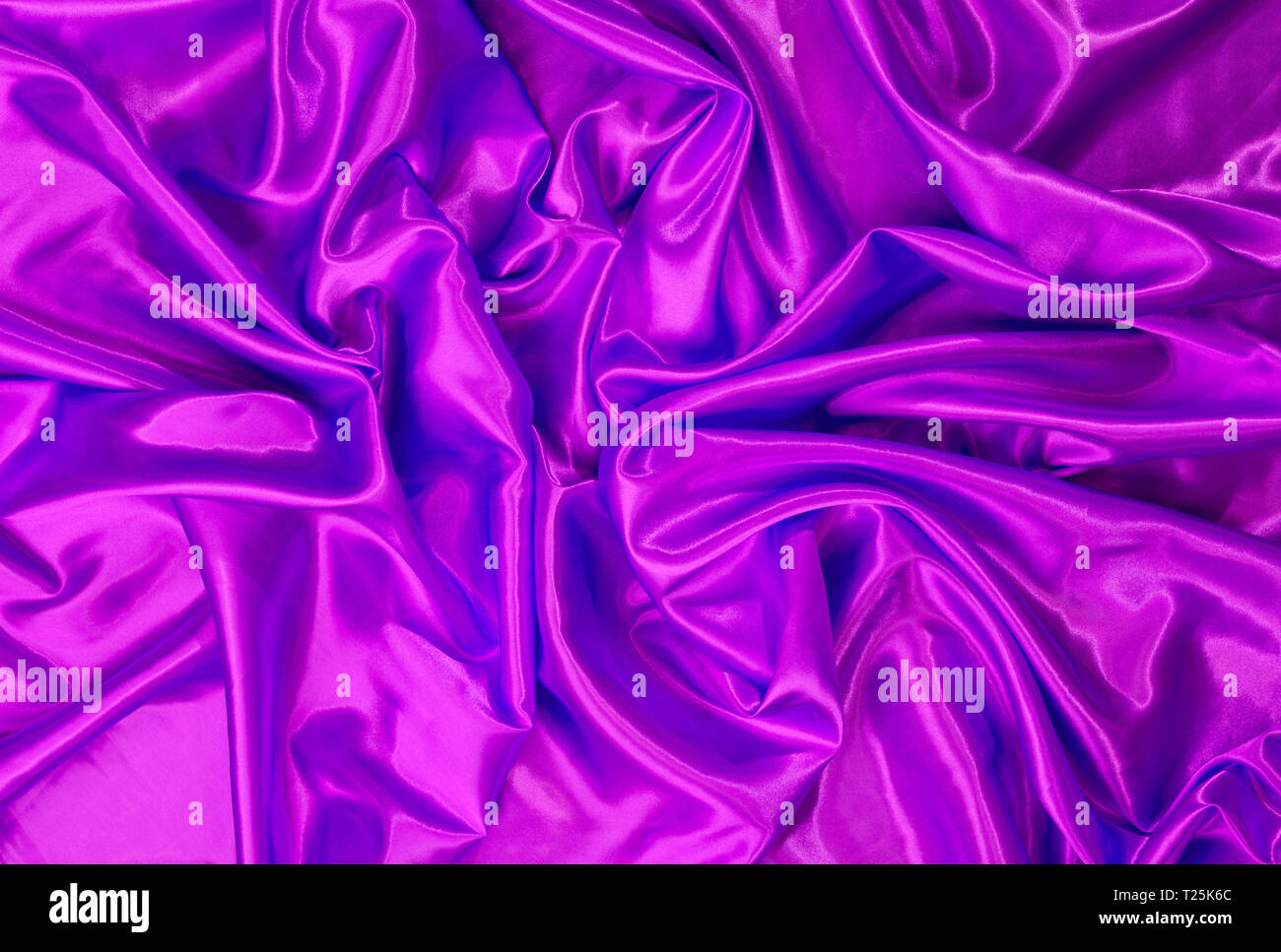 Scrunched cloth hi-res stock photography and images - Alamy