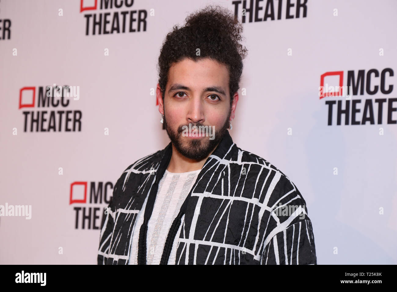 Saunders garage hi-res stock photography and images - Alamy