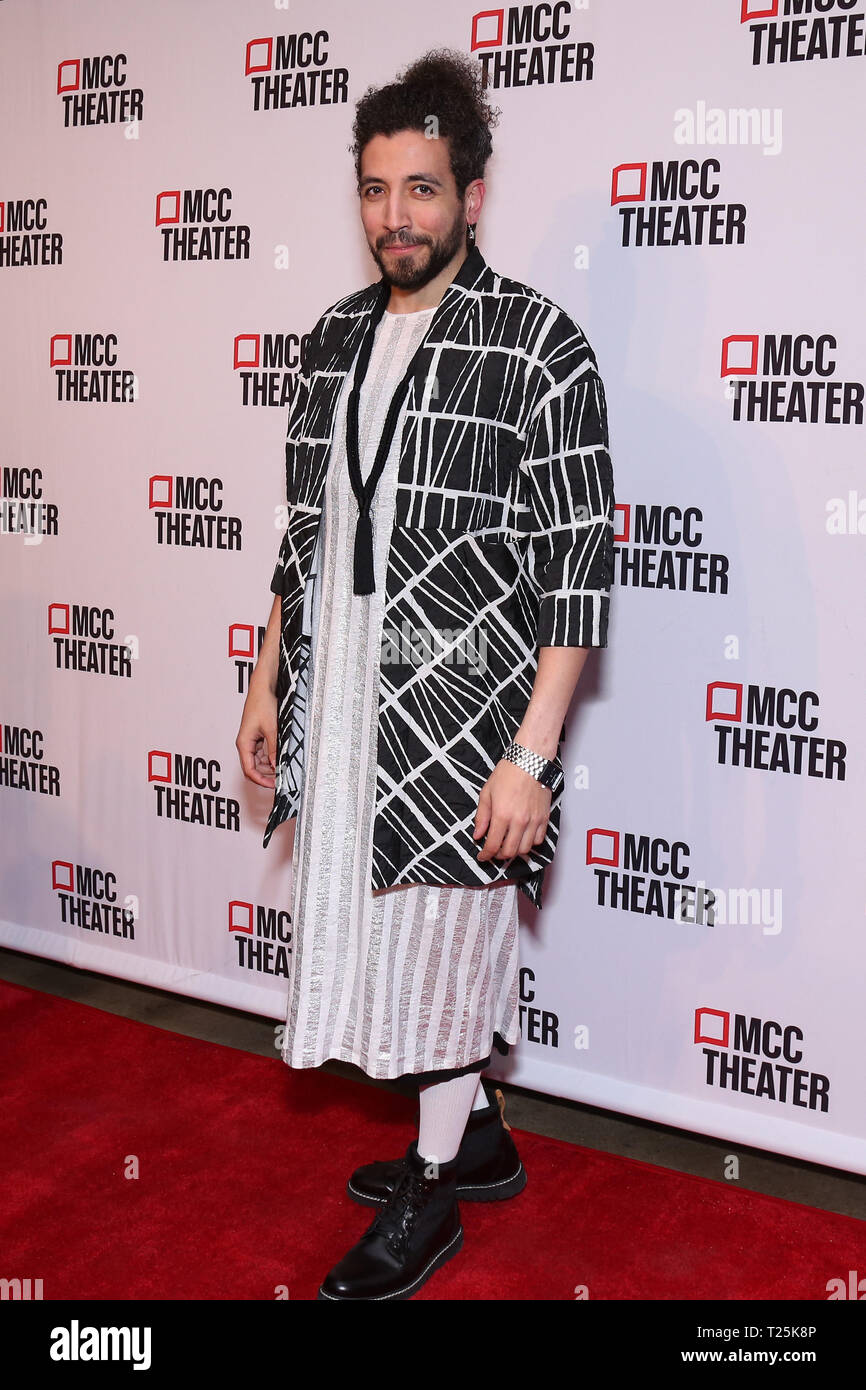 Saunders garage hi-res stock photography and images - Alamy