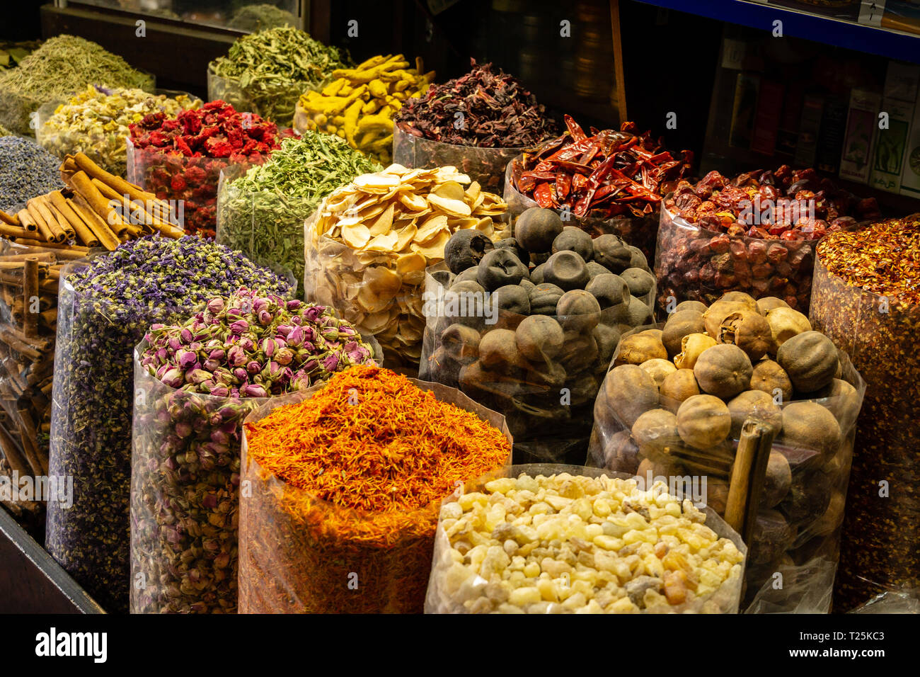 Arabian market hi-res stock photography and images - Alamy