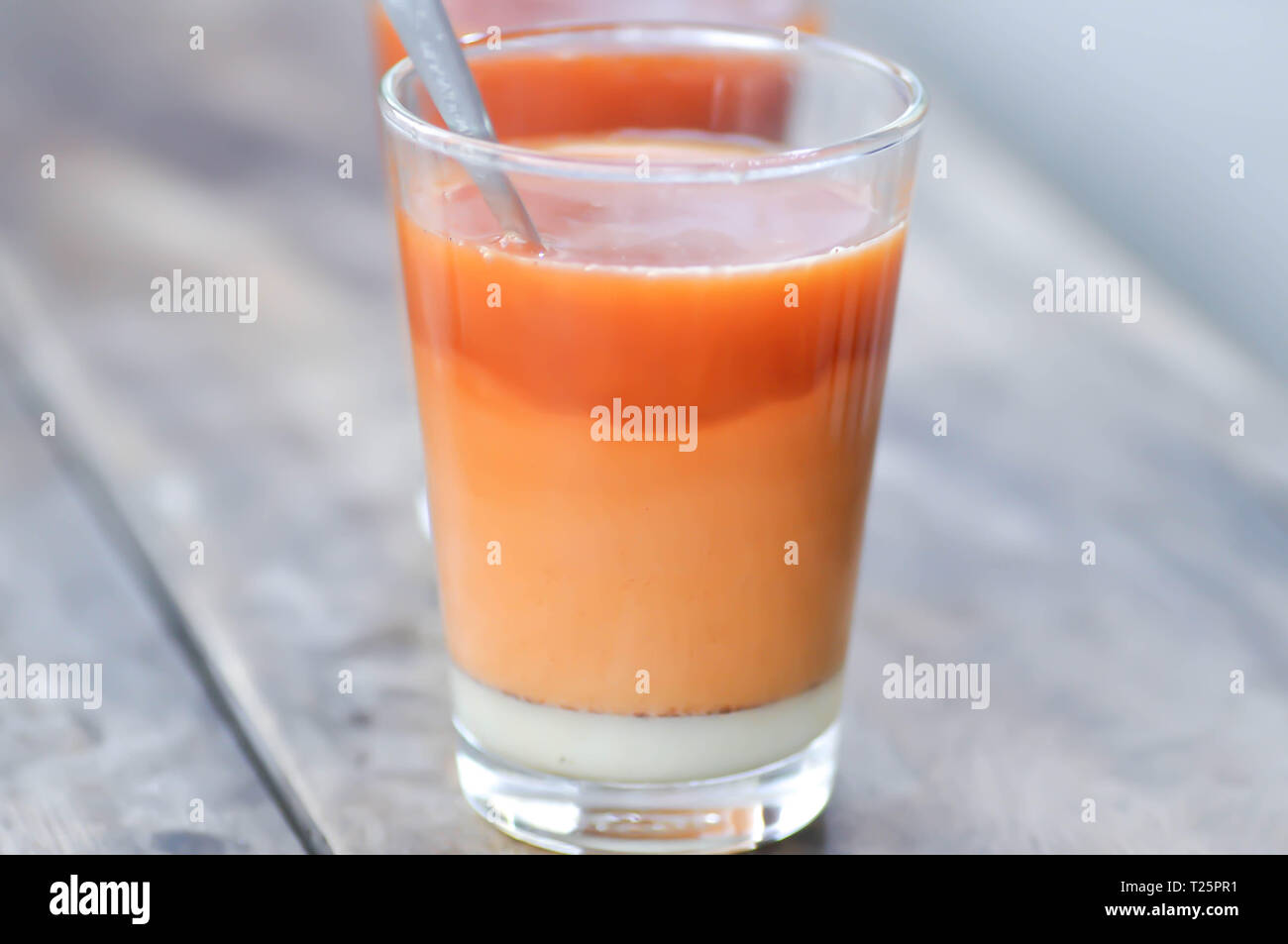Thai tea,hot Thai tea or hot milk tea Stock Photo - Alamy