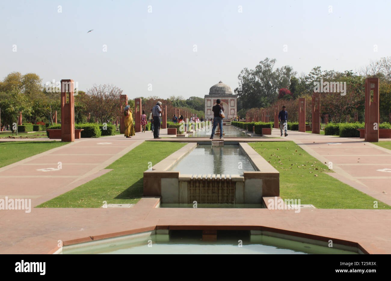 Sunder hi-res stock photography and images - Alamy