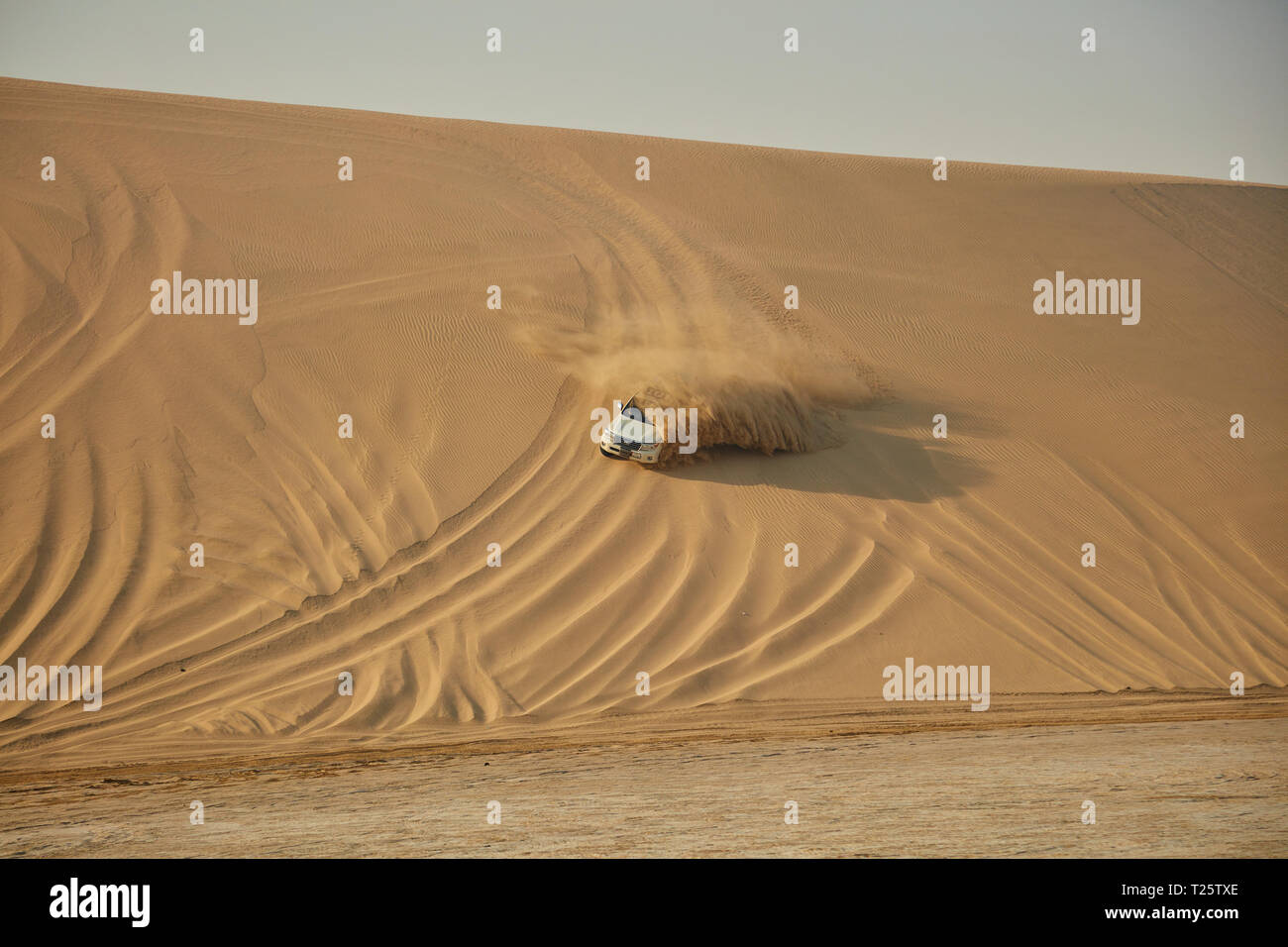 Dune bashing qatar hi-res stock photography and images - Alamy