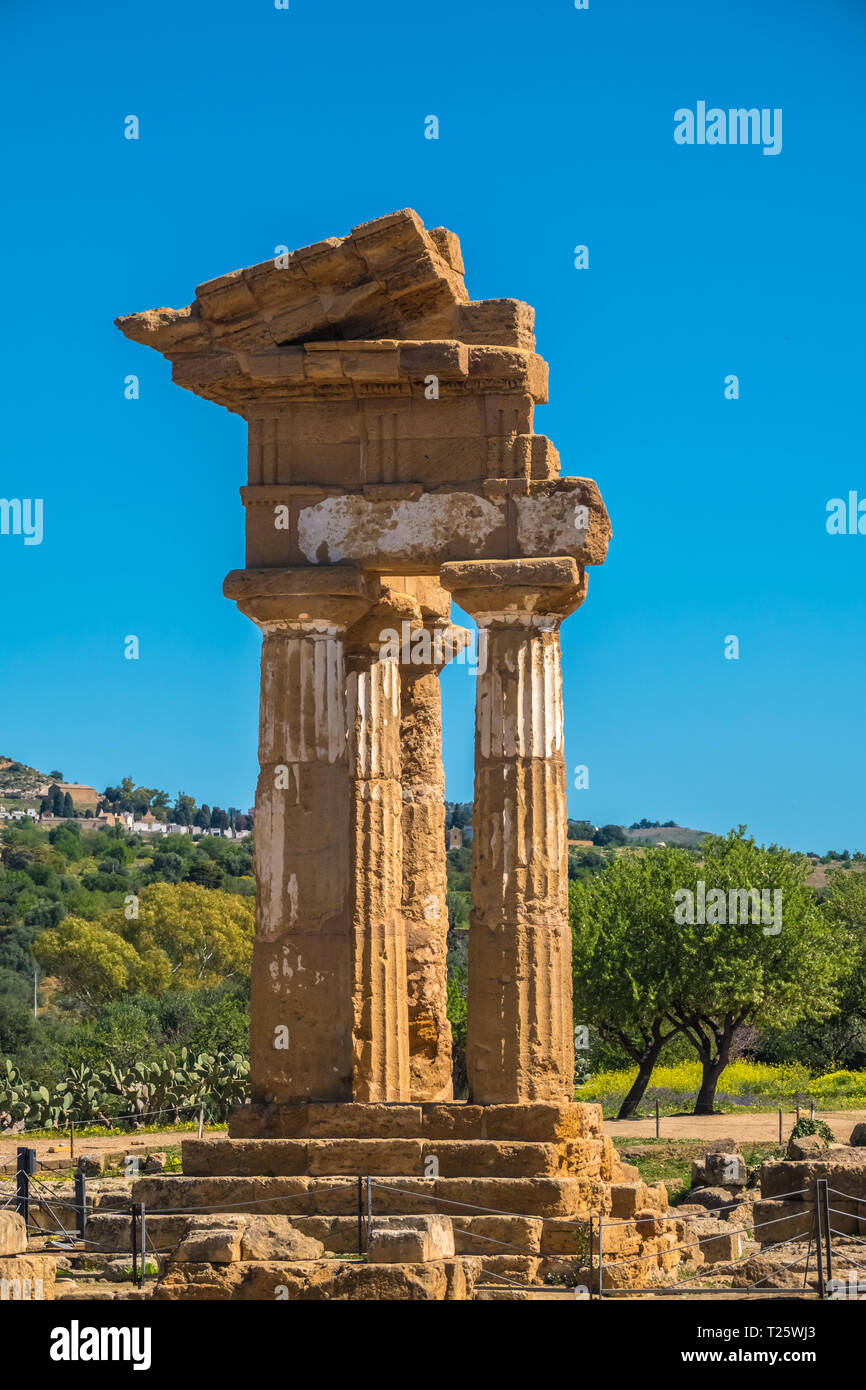Temple of Castor and Pollux, Valley of the Temples, Agrigento , Sicily ...