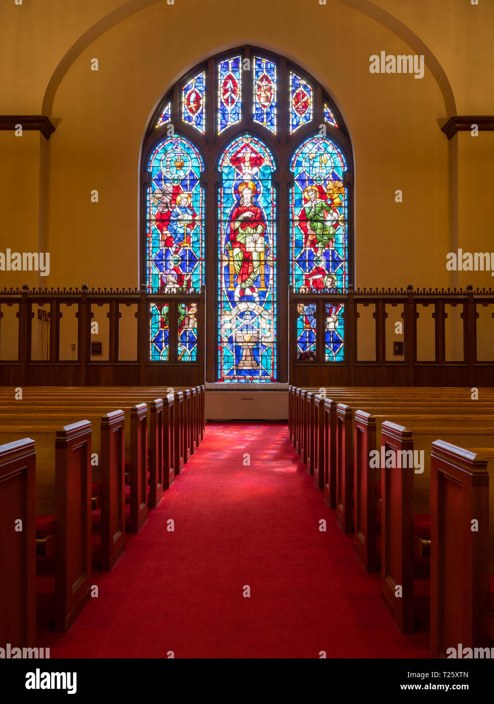Light from church window hi-res stock photography and images - Alamy