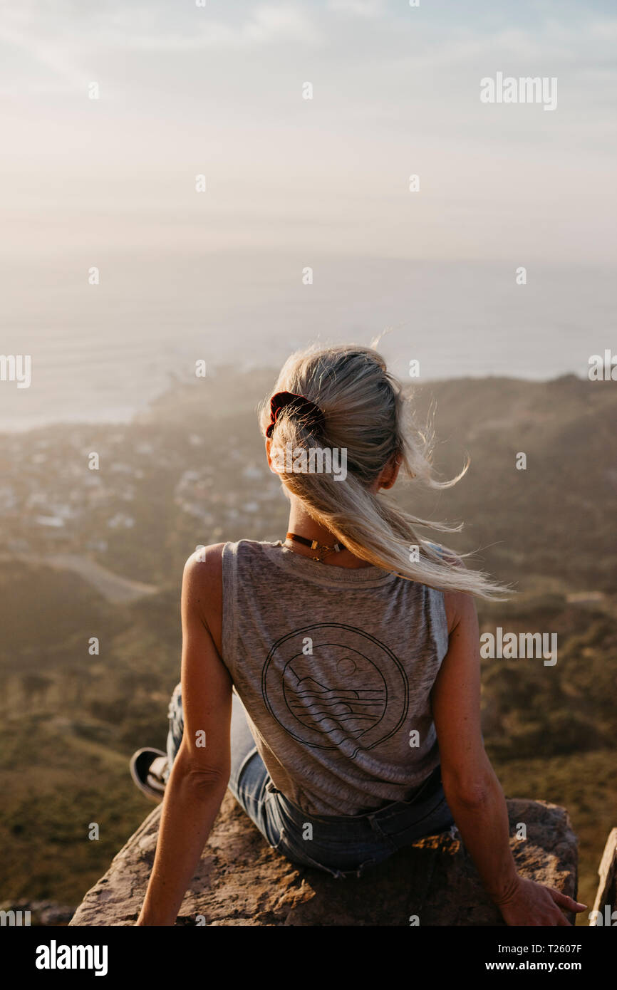 Kloof nek hi-res stock photography and images - Alamy