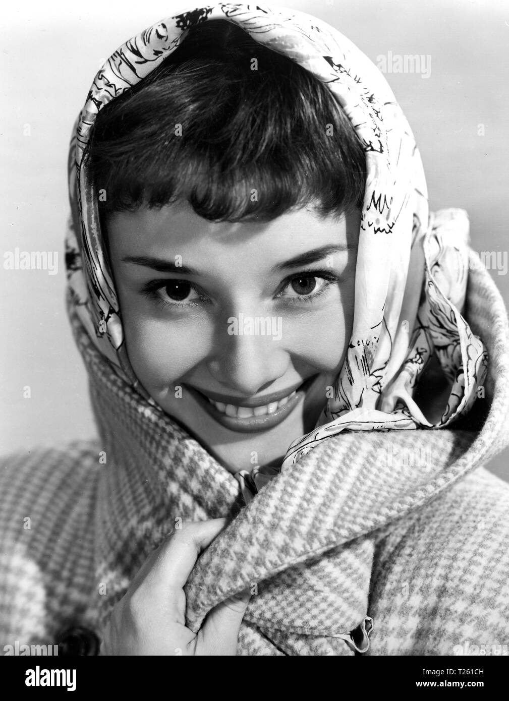 Secret People (1952) Audrey Hepburn, Date: 1951 Stock Photo - Alamy