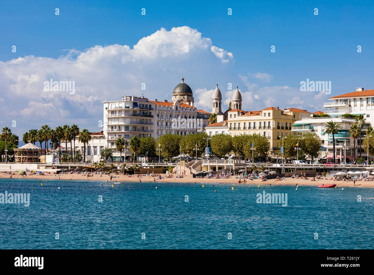 Saint raphael france beach hi-res stock photography and images - Alamy