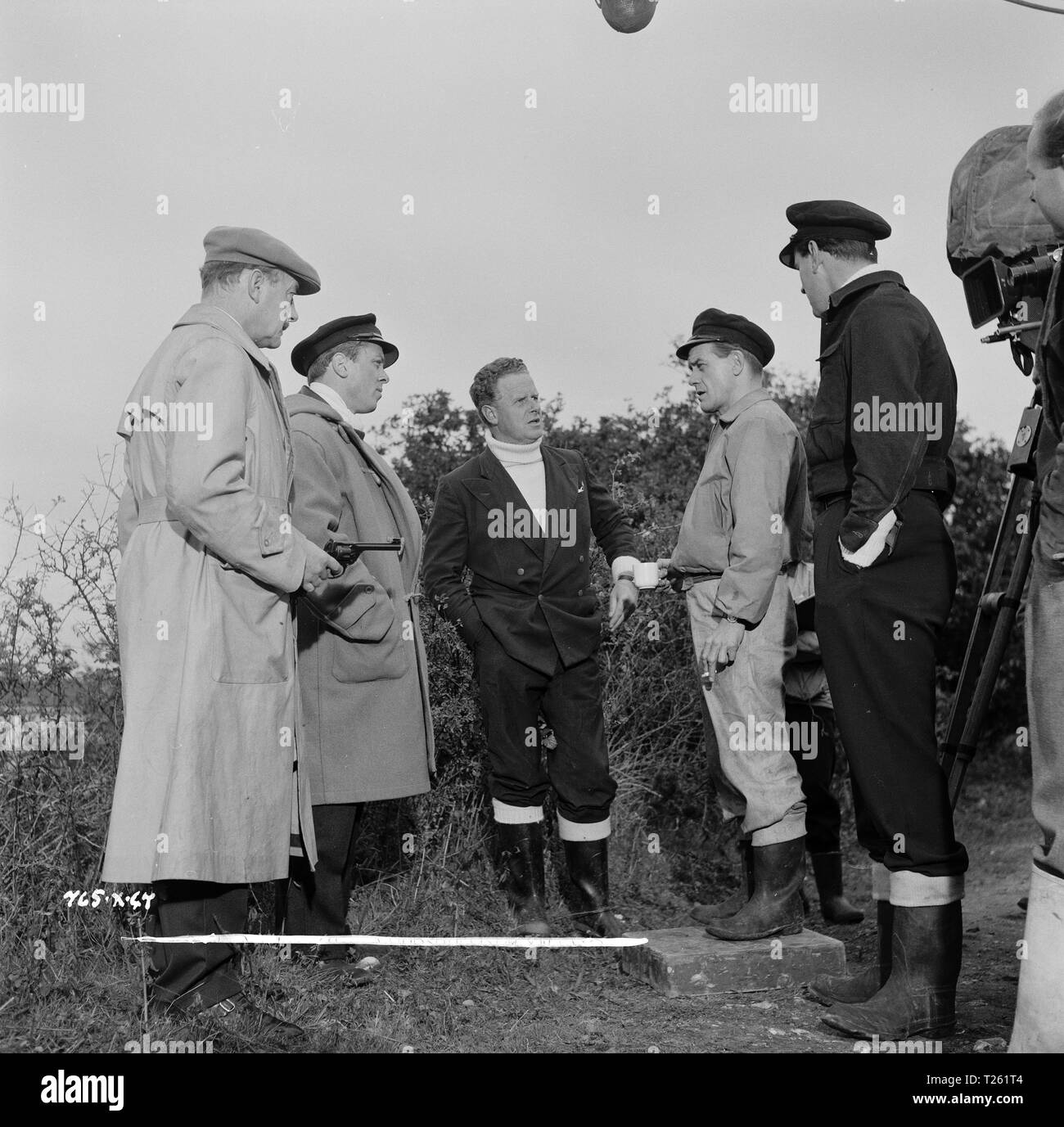 The Ship That Died of Shame (1955) Roland Culver, Richard Attenborough ...