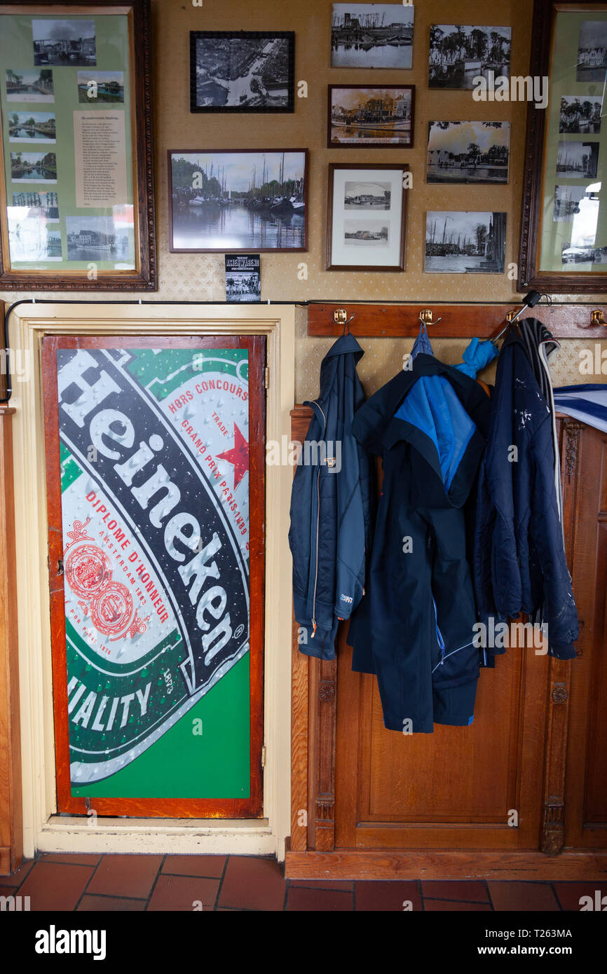 Old style decor hi-res stock photography and images - Alamy