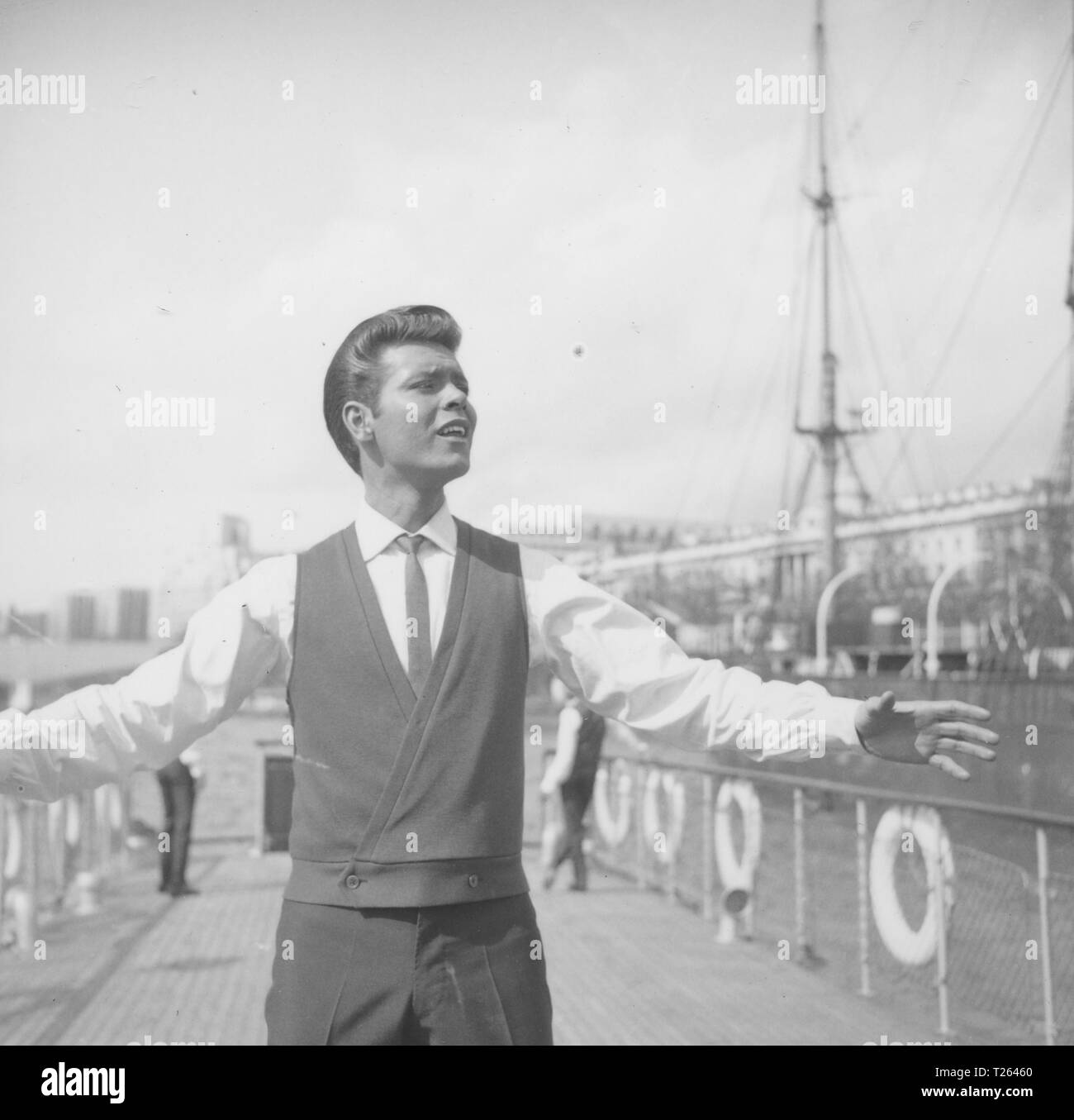 Wonderful Life (1964) Cliff Richard, Date: 1964 Stock Photo - Alamy