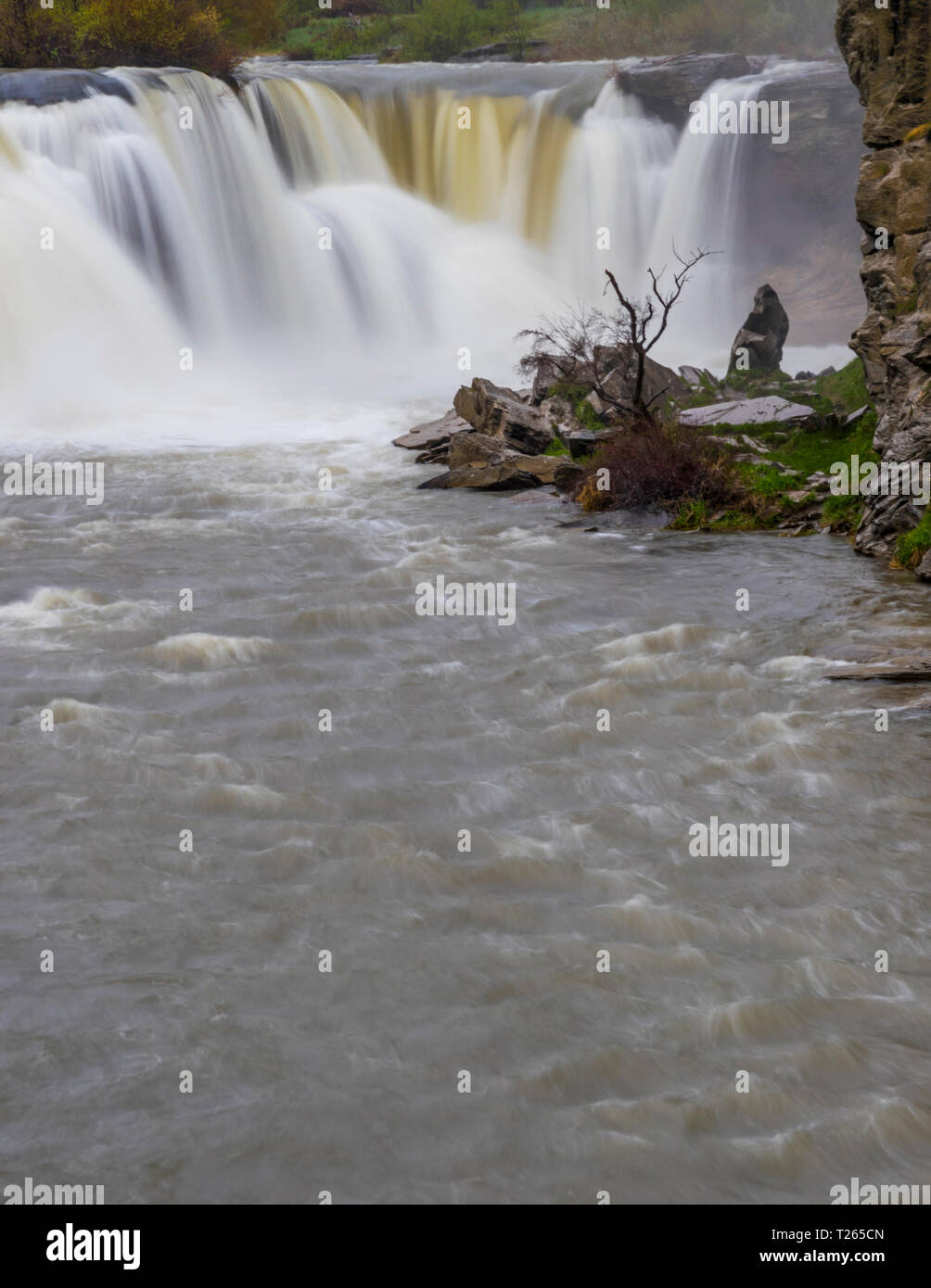 Runoff waterfalls hi-res stock photography and images - Alamy