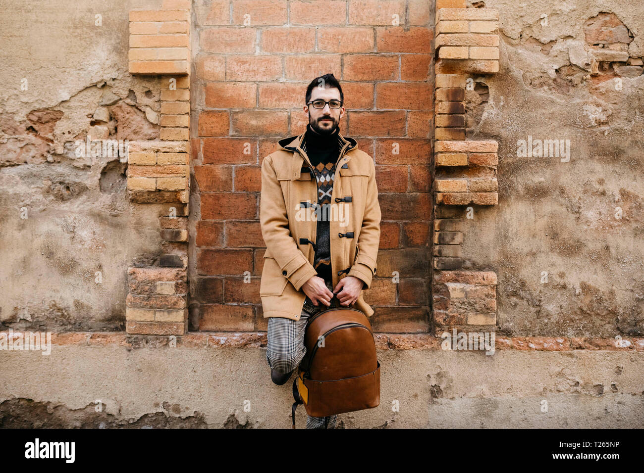 Rundown building hi-res stock photography and images - Alamy