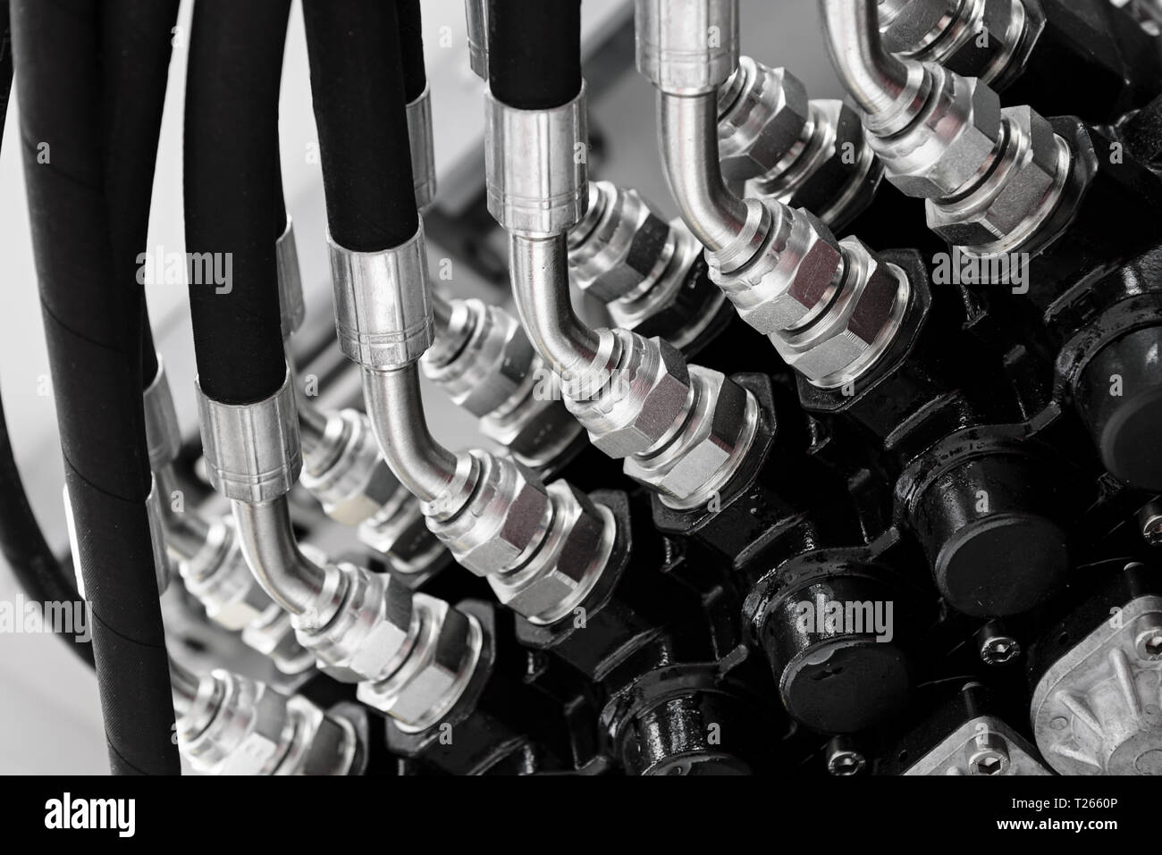 Hydraulic connectors hi-res stock photography and images - Alamy