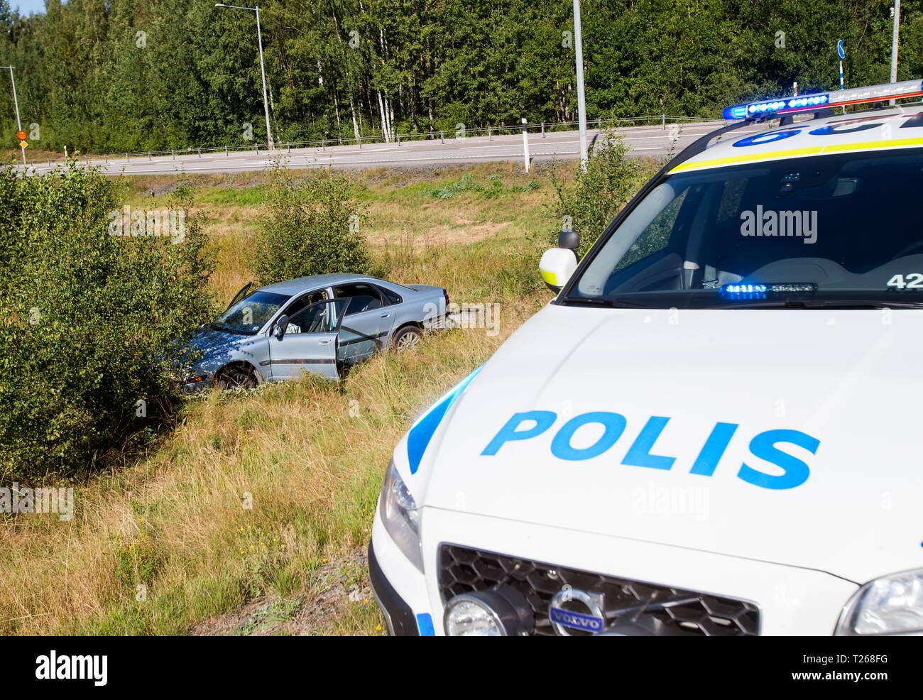 Police hunt for suspected thieves Stock Photo - Alamy