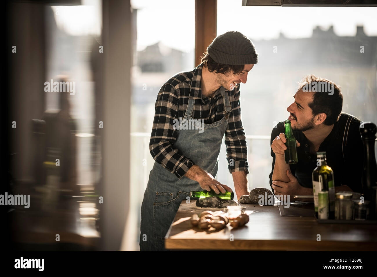 Beer kitchen hi-res stock photography and images - Alamy