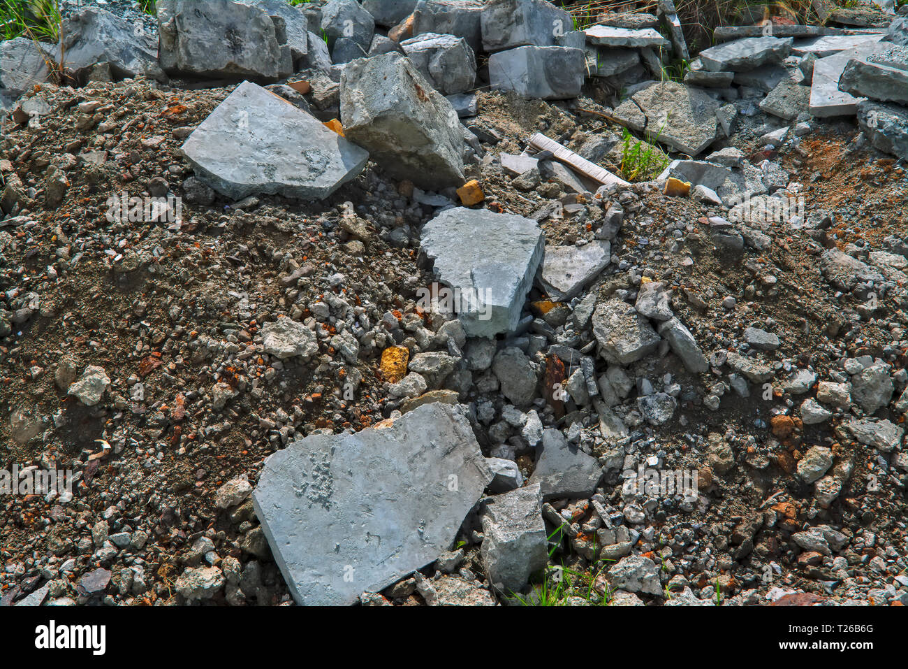 Concrete industrial building hi-res stock photography and images - Alamy