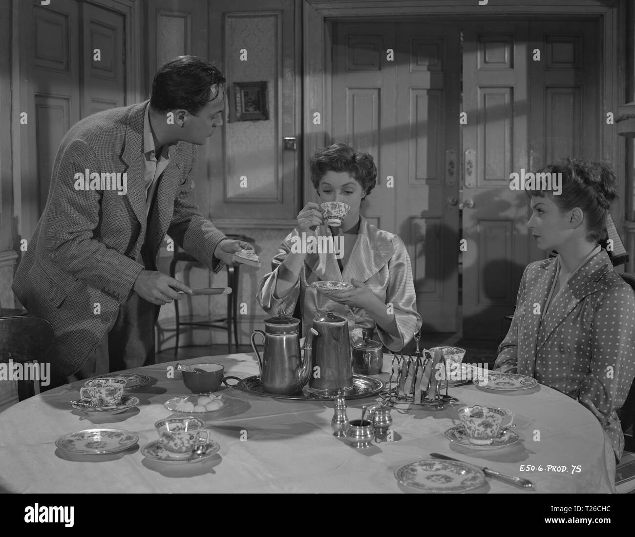 Young Wives Tale (1951) Derek Farr, Joan Greenwood, Helen Cherry, Date ...