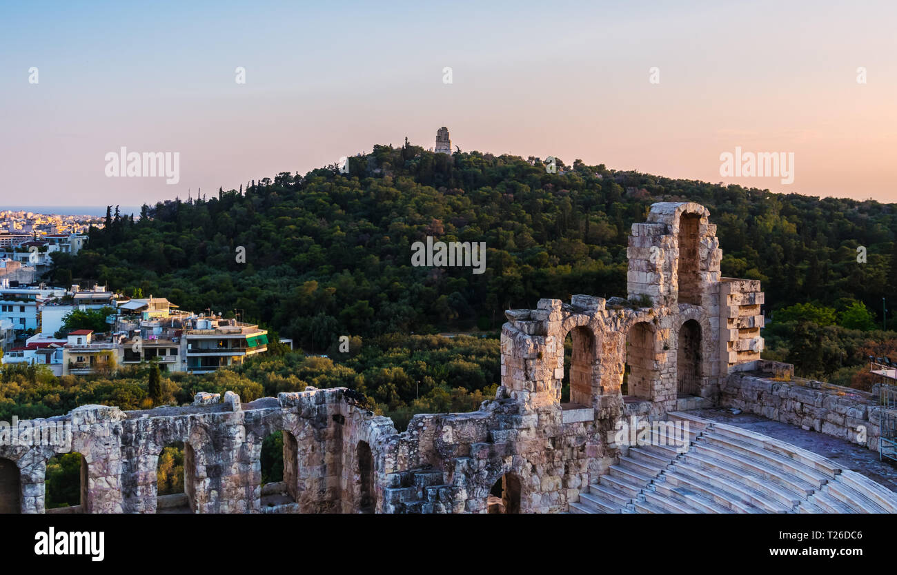 Muses greece hi-res stock photography and images - Alamy