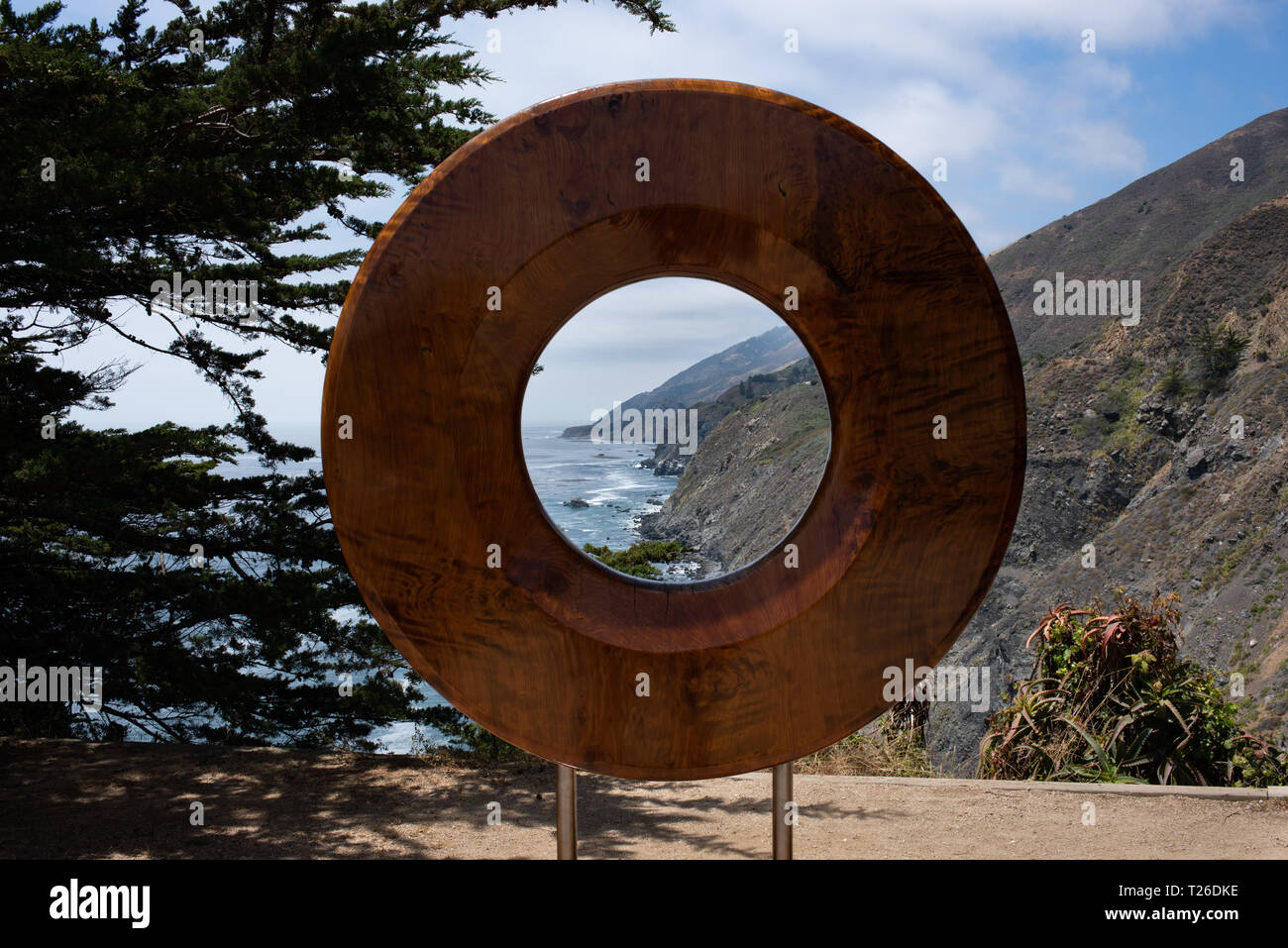 Ragged shoreline hi-res stock photography and images - Alamy