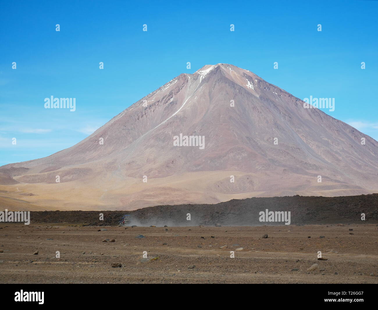 Green lagoon an Licancabur volcano on the Andean altiplano of Bolivia ...