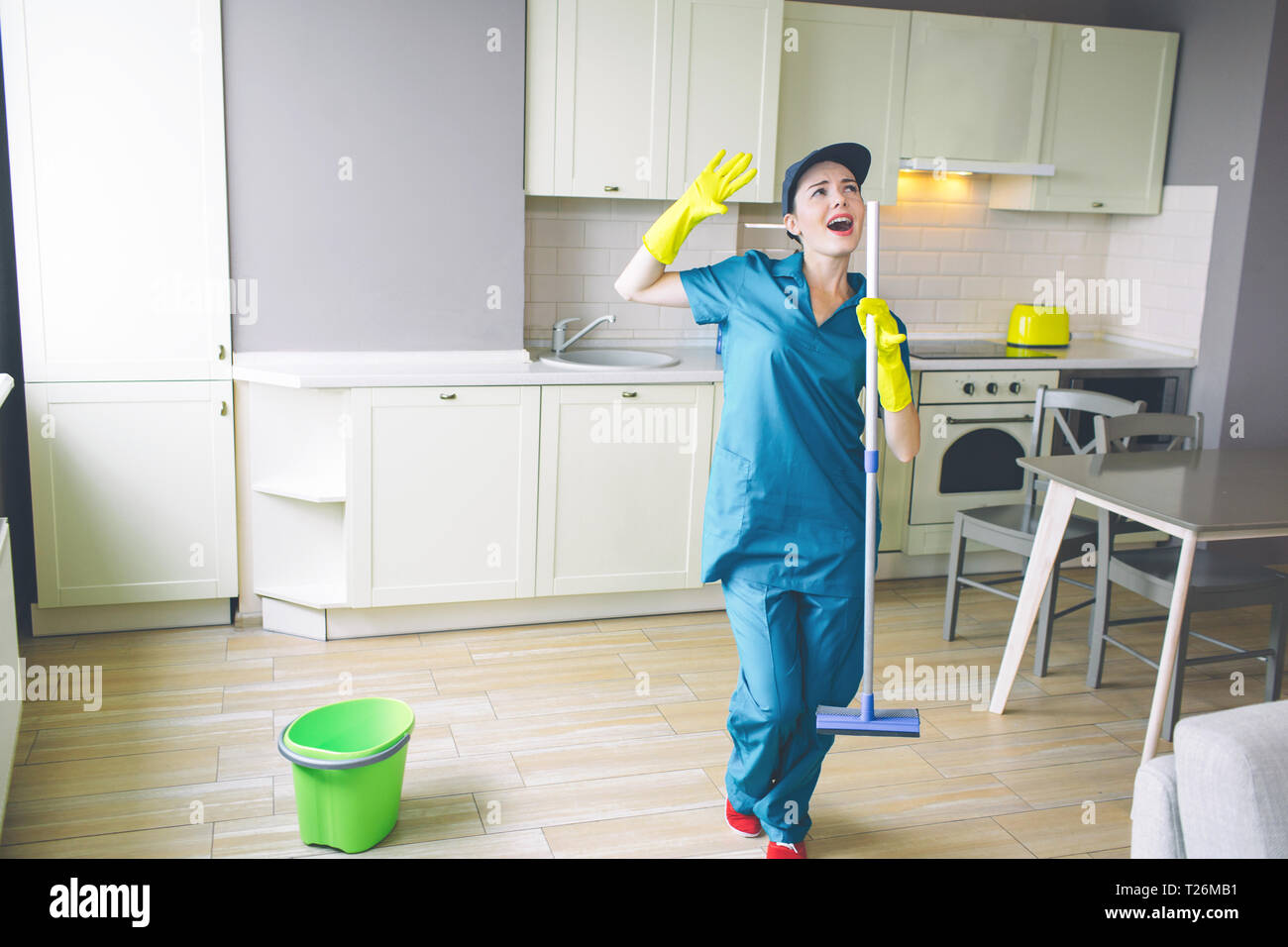 Kitchen maid stands hi-res stock photography and images - Alamy