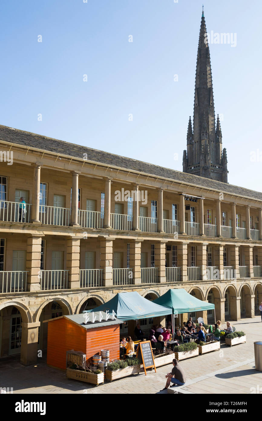 Halifax square chapel hi-res stock photography and images - Alamy