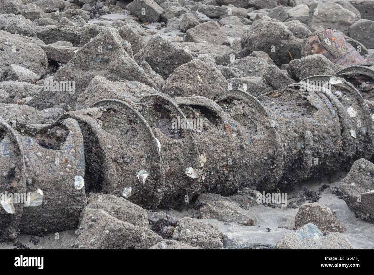 Coastal breakwall hi-res stock photography and images - Alamy