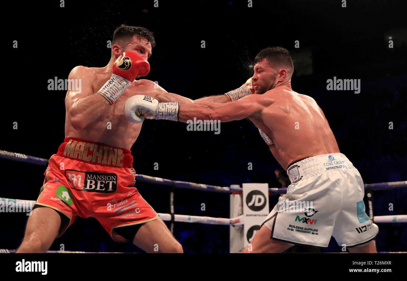 Scott Fitzgerald (right) and Anthony Fowler compete in the WBA ...