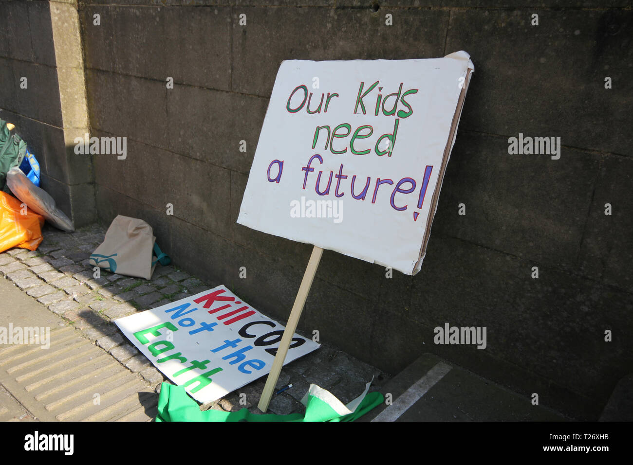 Sheffield Town Hall, Barkers Pool, Sheffield, UK. 30th March 2019 ...