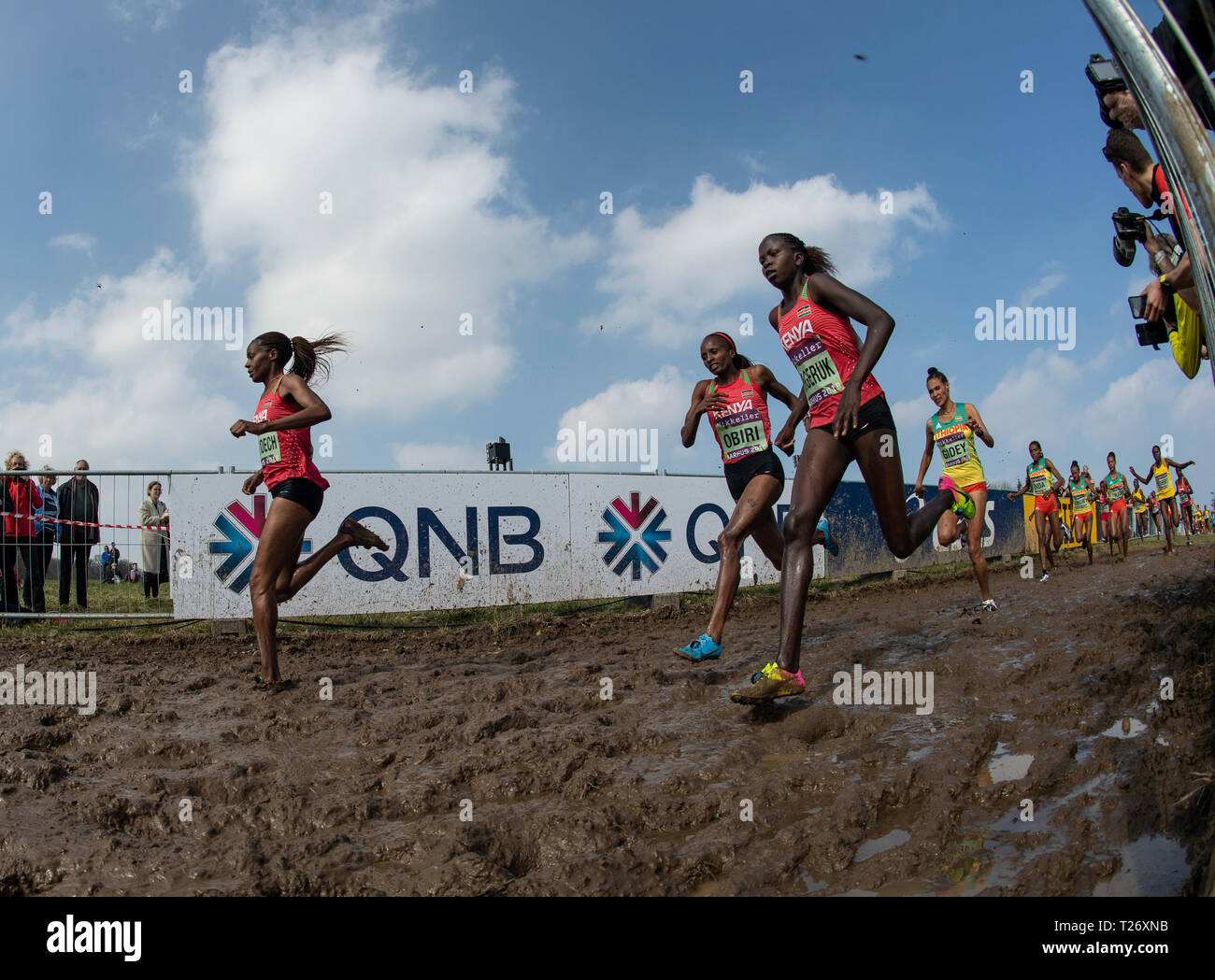 World cross country championships hi-res stock photography and images ...