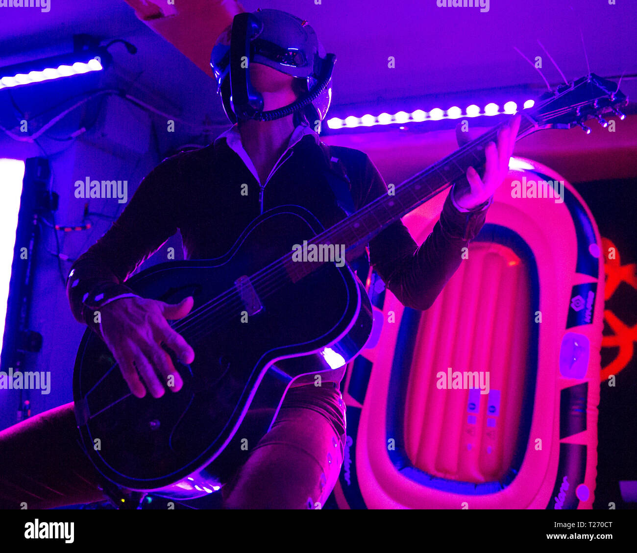 Glasgow, UK. 29 March 2019. Bob Log III, playing in concert at ...
