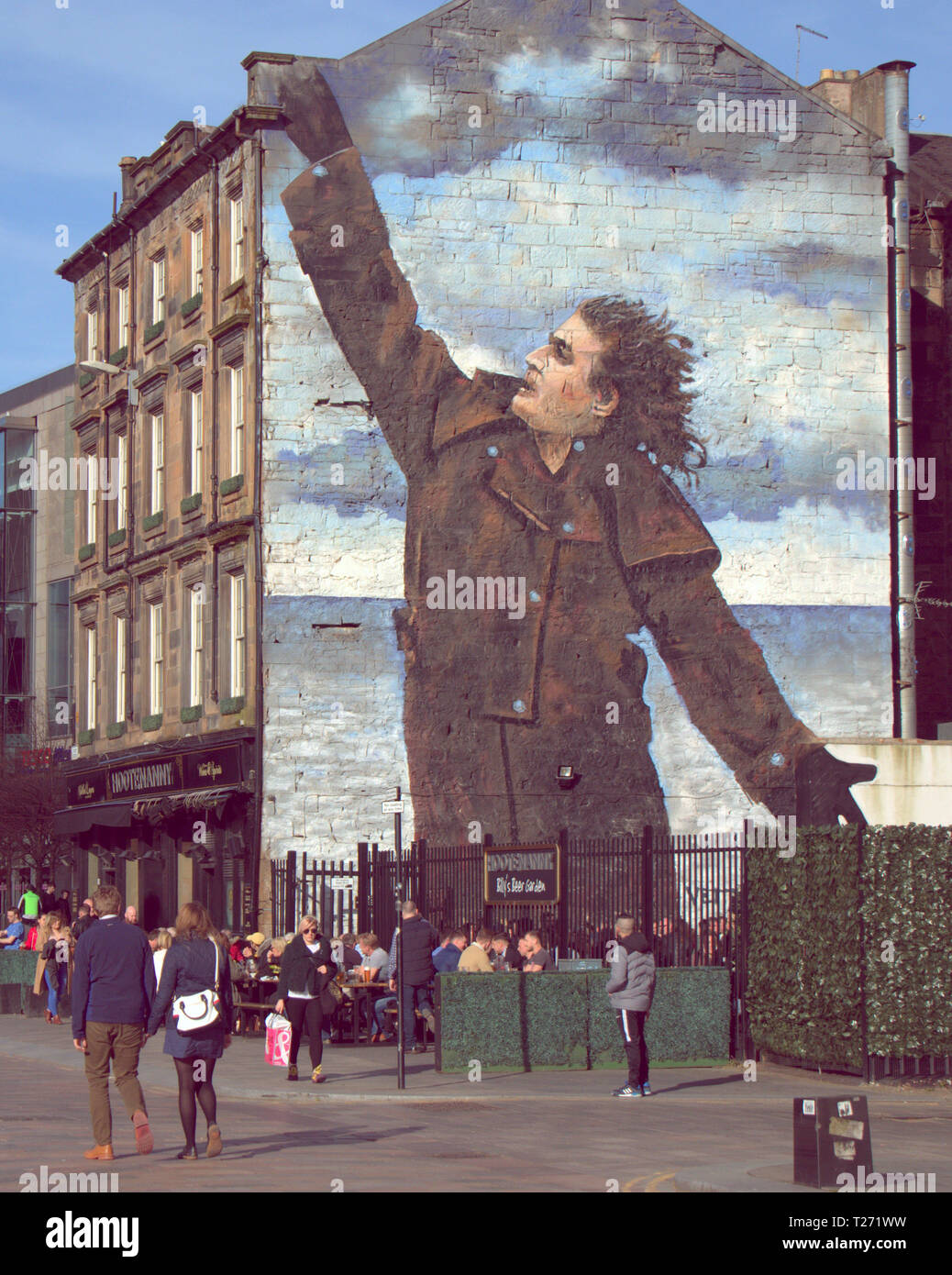 Advantage bar hi-res stock photography and images - Alamy