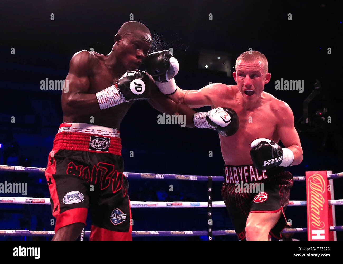 Paul smith boxing hi-res stock photography and images - Alamy